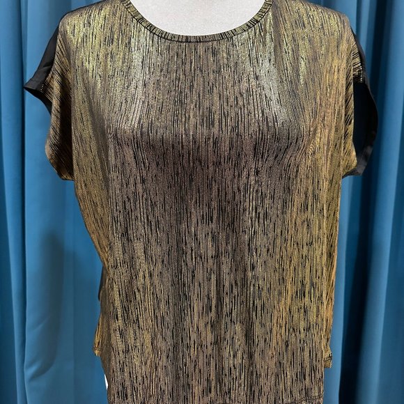 Beulah | Tops | Beulah Black Gold Blouse | Poshmark